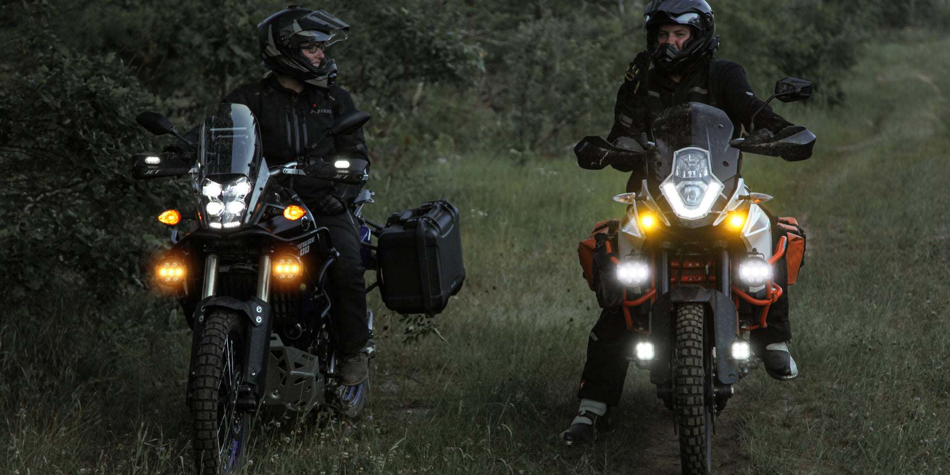 DENALI D7 PRO Dual-Beam 4-inch Dia. LED Driving Light with Swappable X-Lens