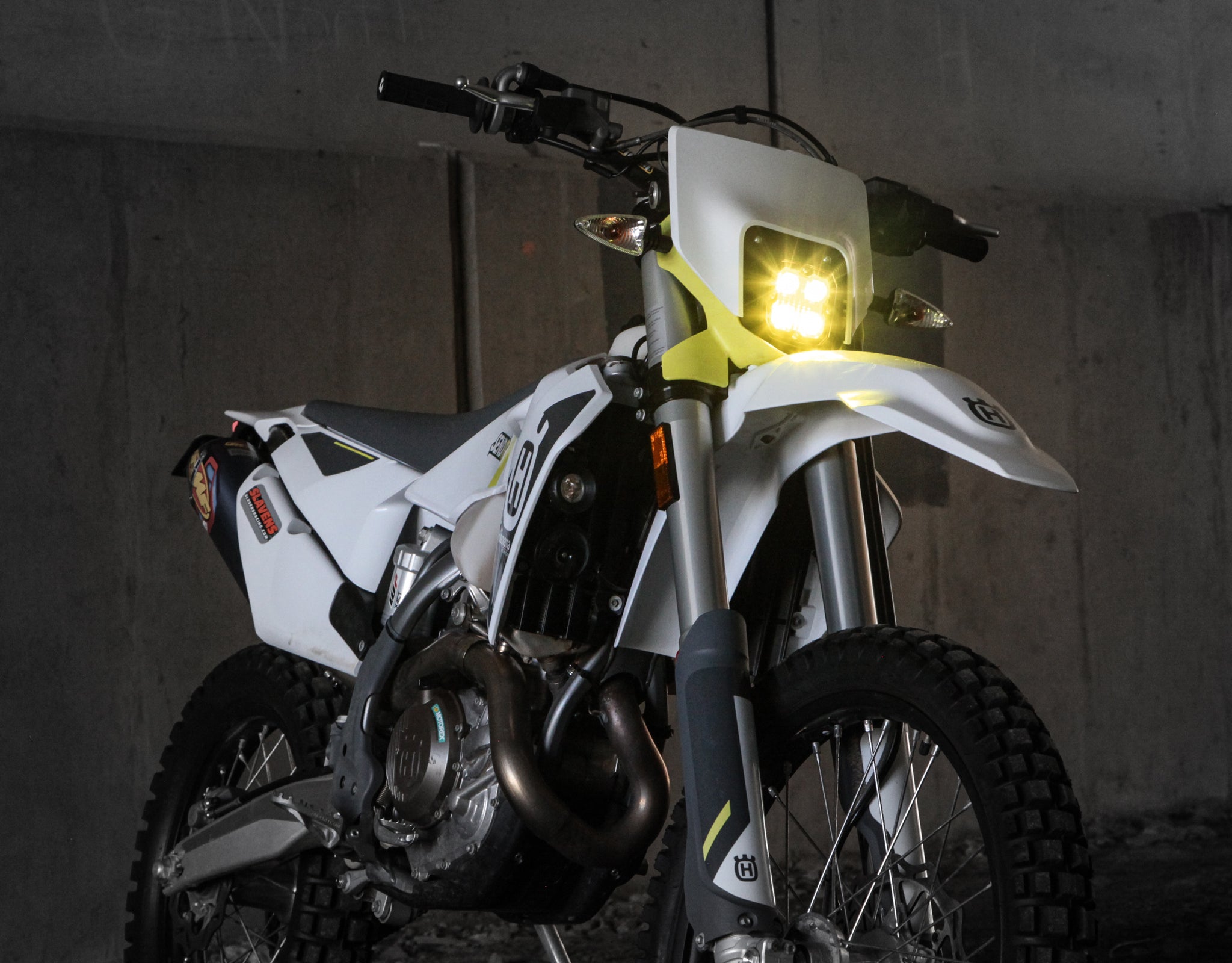 DENALI Rally Headlight Kit for Husqvarna TE & FE Enduro Models